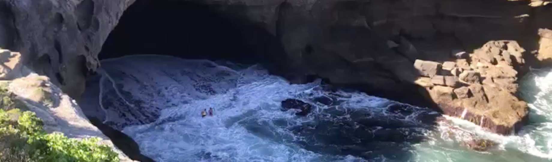 Brave Christmas Day Cave Rescue Success - Surf Life Saving NSW